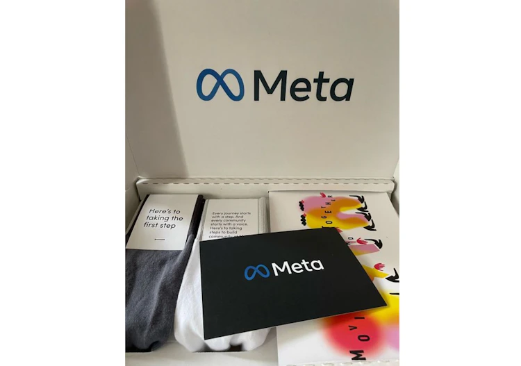 20 New Hire Welcome Kit Ideas | Sugarcoat